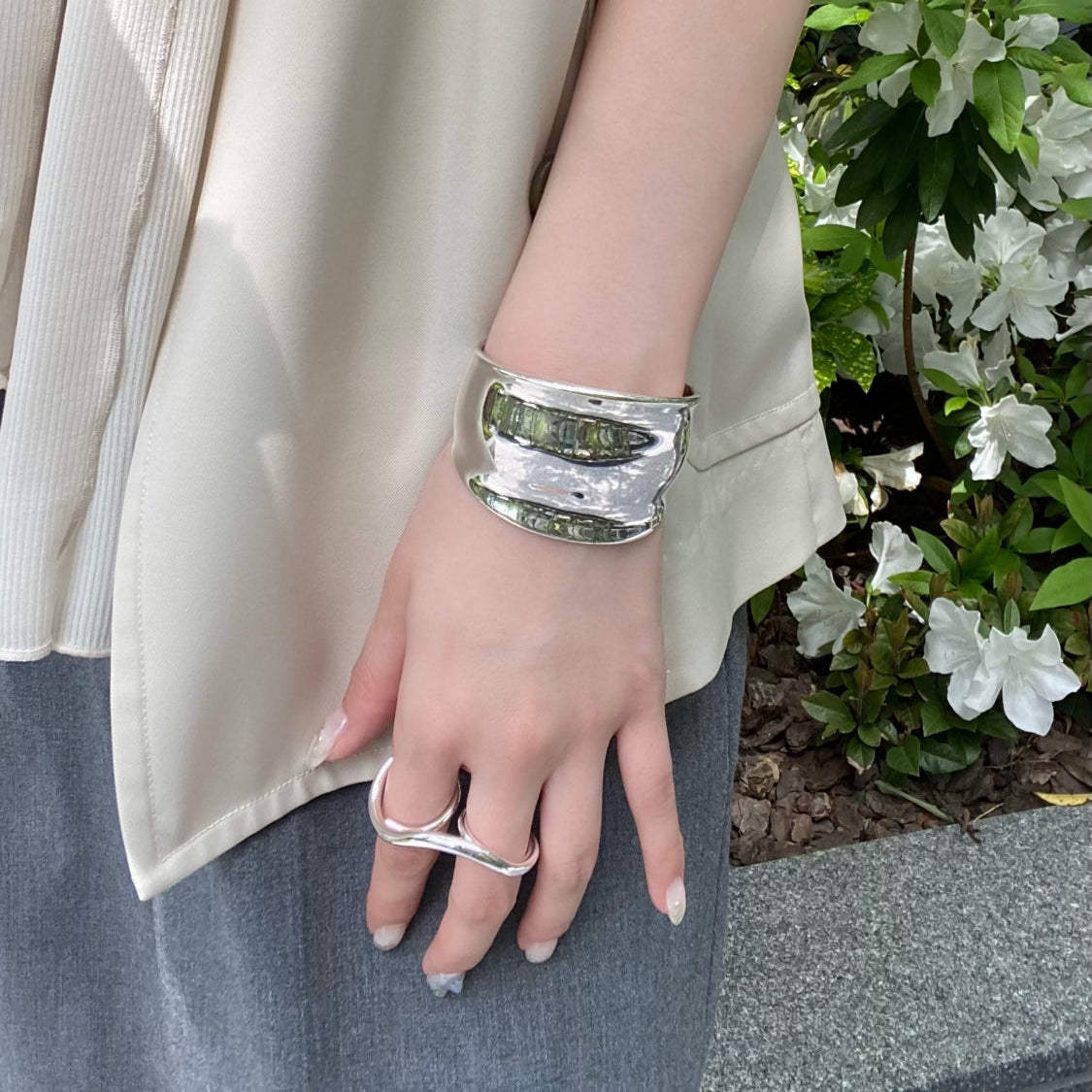 Softwave Bangle – Donnaruma
