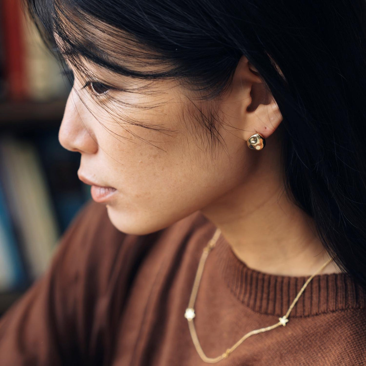 Asymmetry Polygon Pierce – Donnaruma