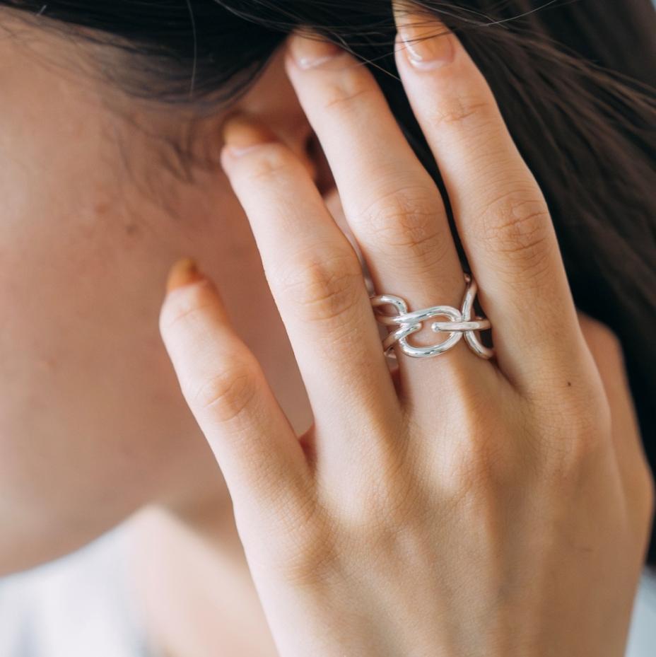 Ambiguousline Ring – Donnaruma